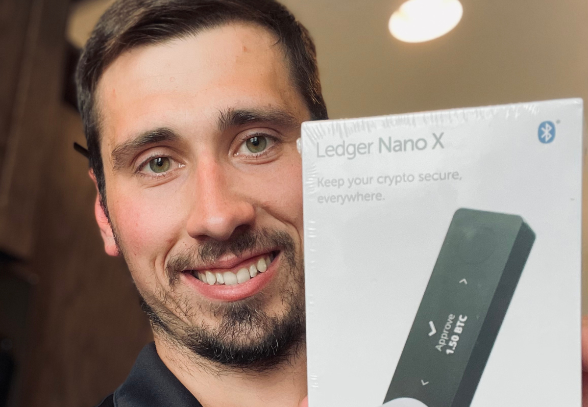 Where to Buy a Ledger Hardware Wallet In 2023 - Cyber Scrilla